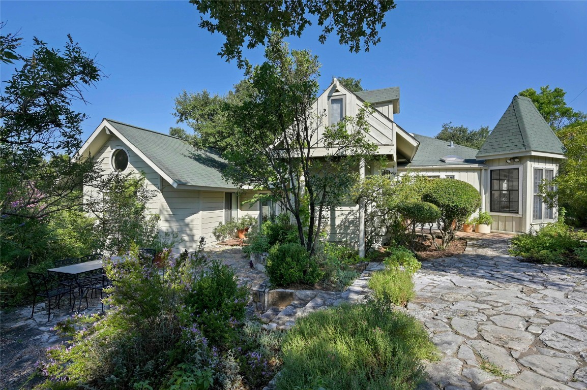 Family Compounds for Sale in Texas - Family Compounds